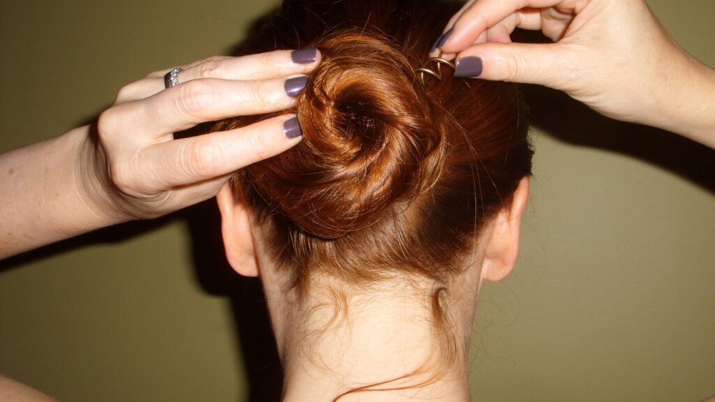Goody Spin Pin Power Bun for Your Hair – FAB FIVE LIFESTYLE